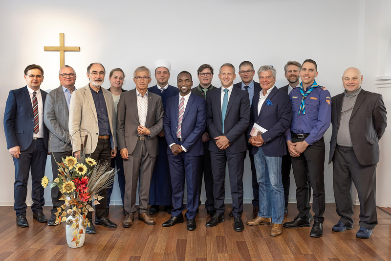 Eröffnung des neuen Gemeindezentrums der Siebenten-Tags-Adventisten in ...